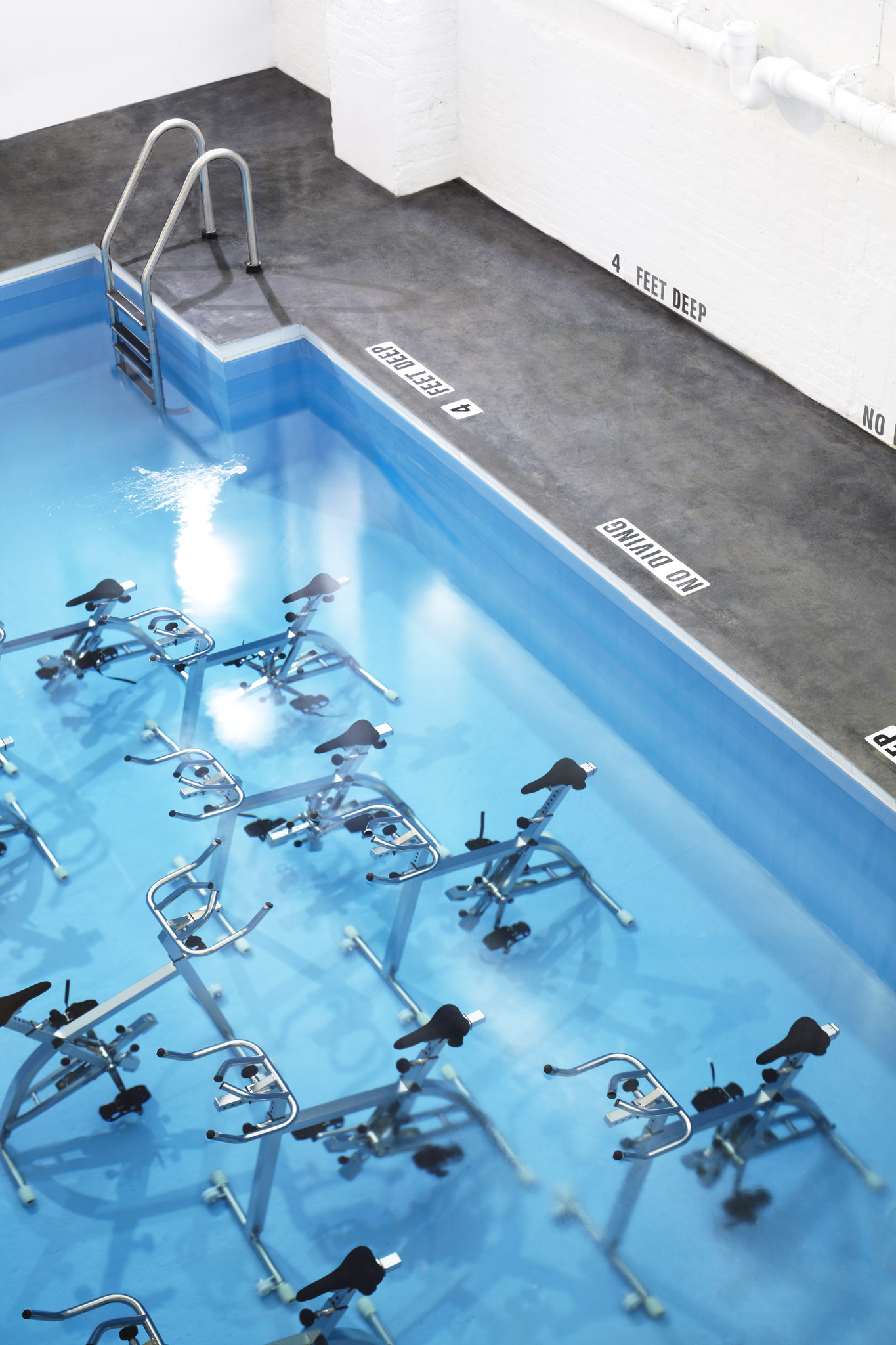 We Tried This: The First Underwater Cycling Class In The U.S. | TIME.com
