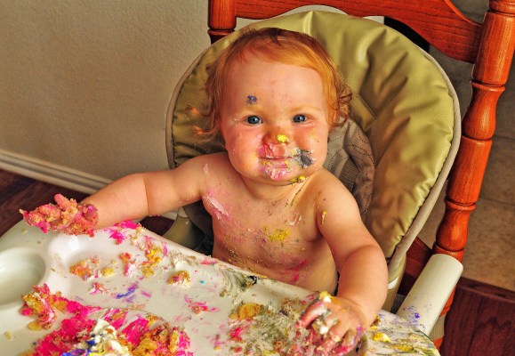 Let Them Throw Cake: Messy Kids May Be Faster Learners | TIME.com